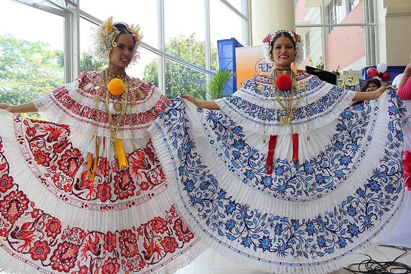 Ropa Tradicional de Panamá | All About Panama City